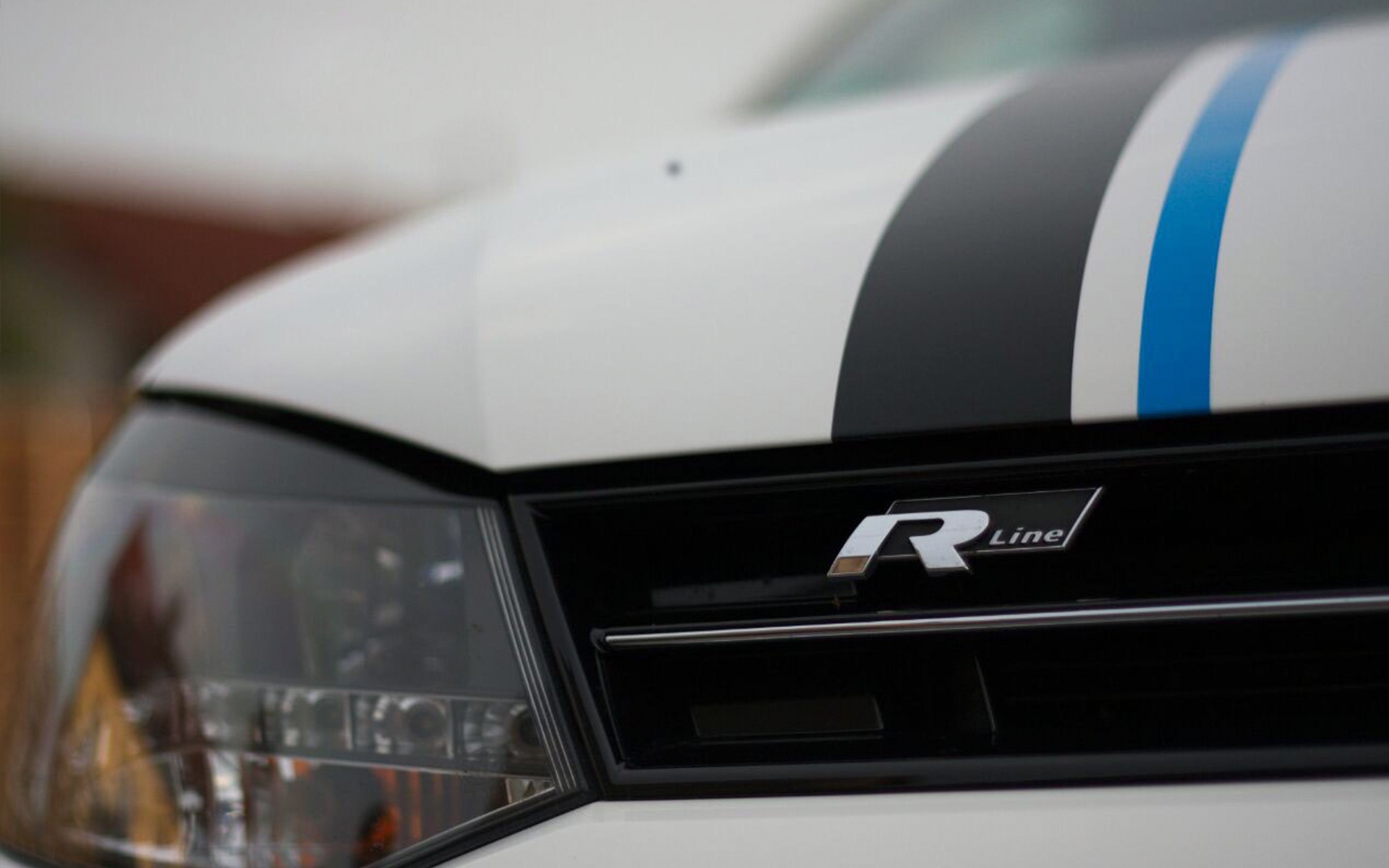 ZETTL | Spezialbetrieb für Autoglas & Folientechnik